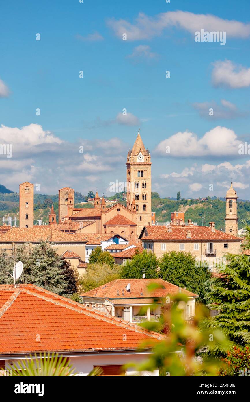 Italy alba piedmont italy cathedral hi-res stock photography and images ...