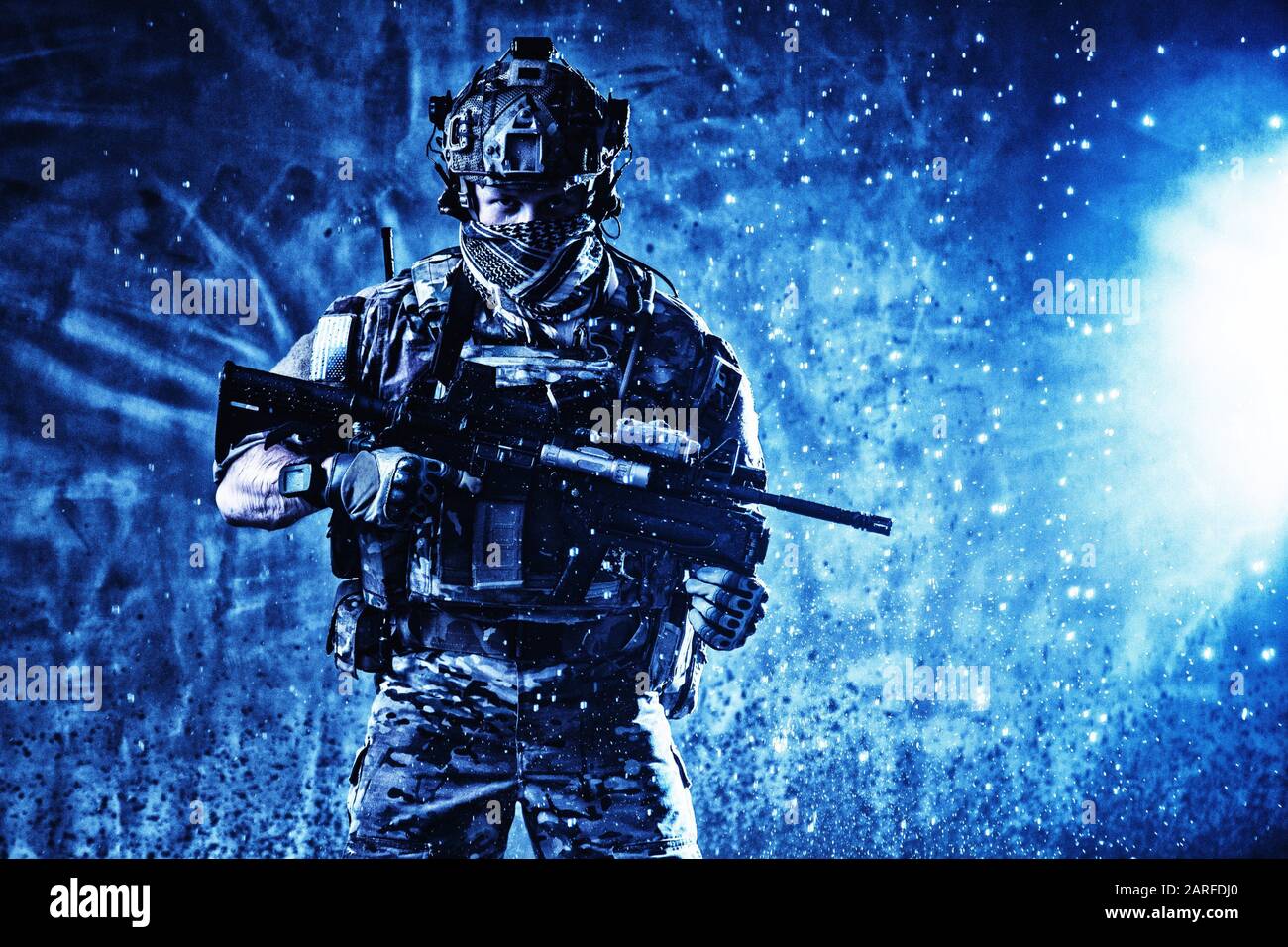 Blue helmet soldier hi-res stock photography and images - Alamy