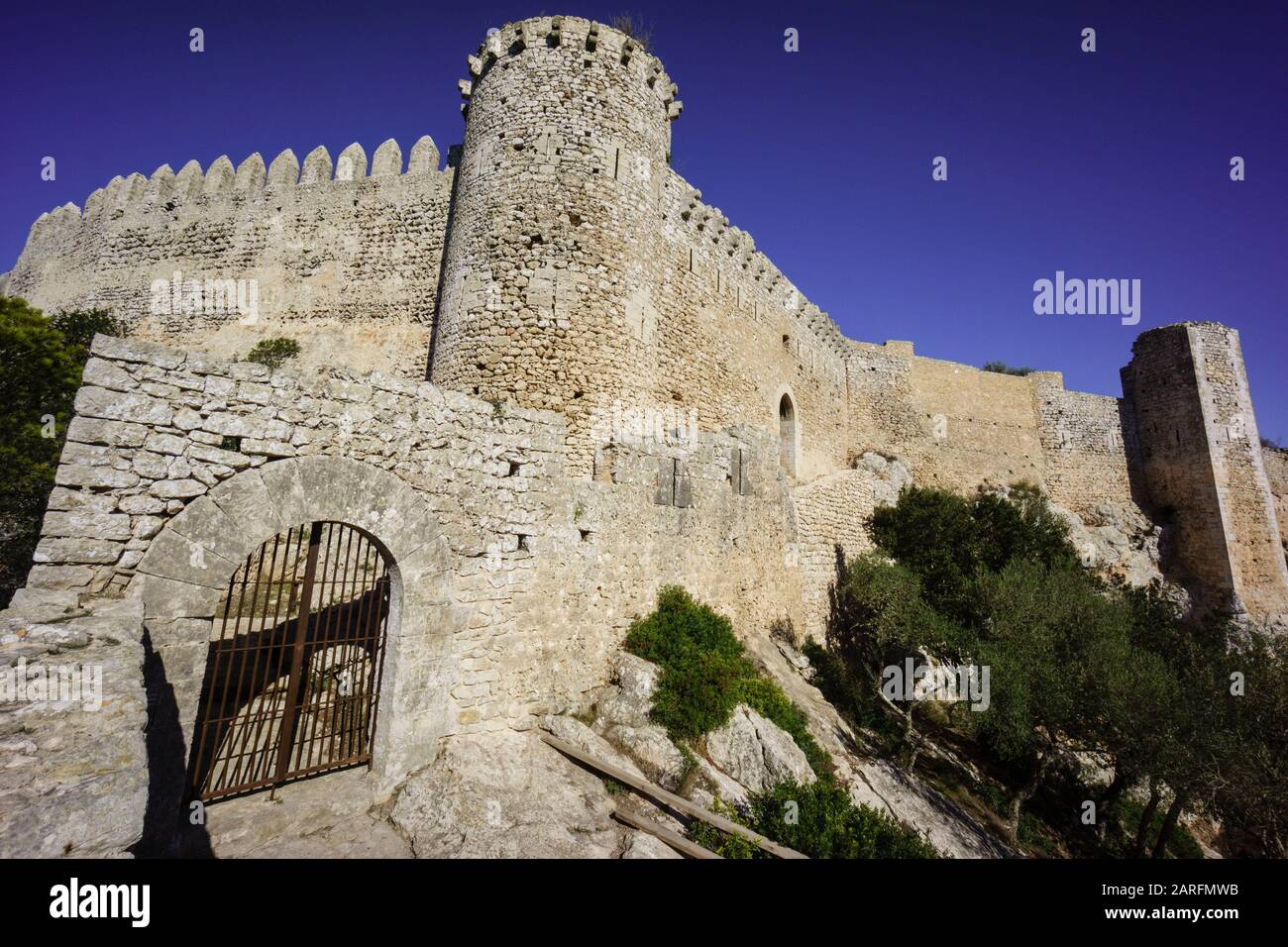 Que castillo arabe hi-res stock photography and images - Alamy