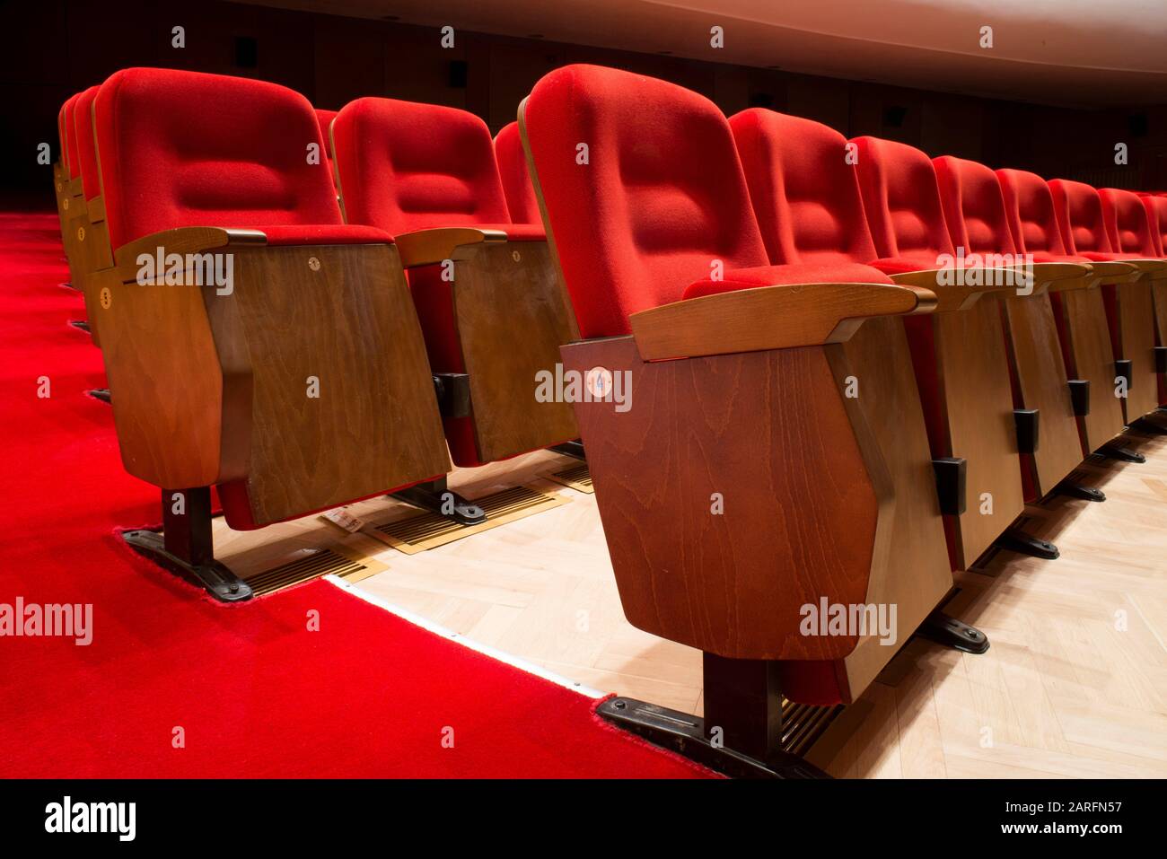 Conference room with red seats hi-res stock photography and images - Alamy