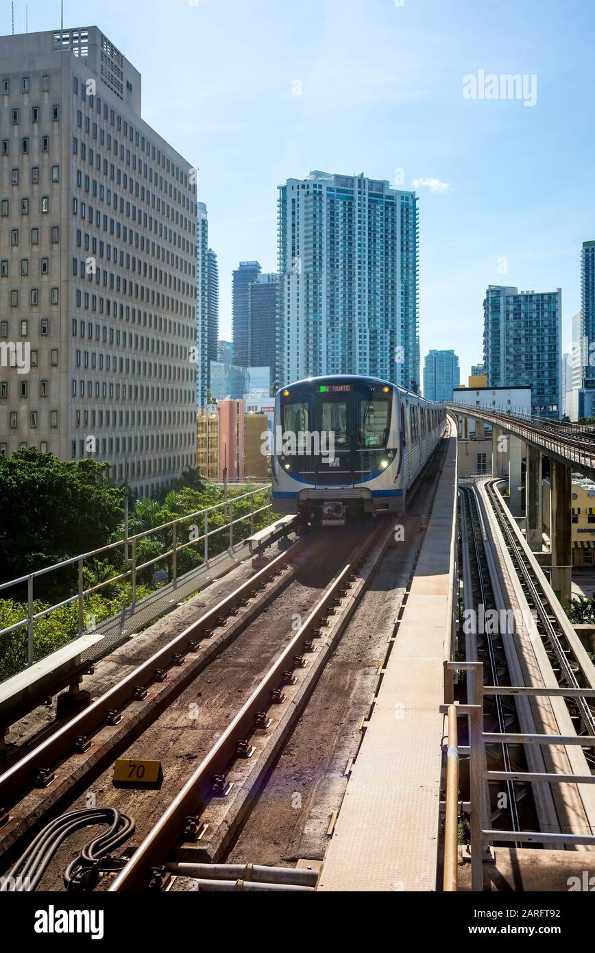 Miami Metrorail System. Florida. USA Stock Photo - Alamy
