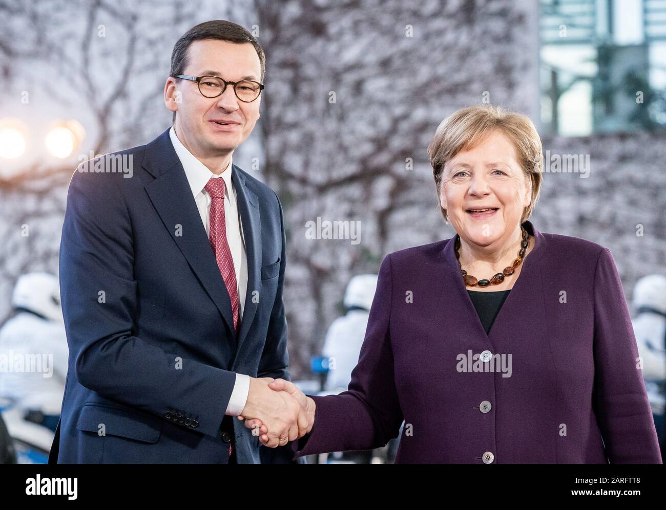 28 January 2020, Berlin: The German Kancer Angela Merkel welcomes ...