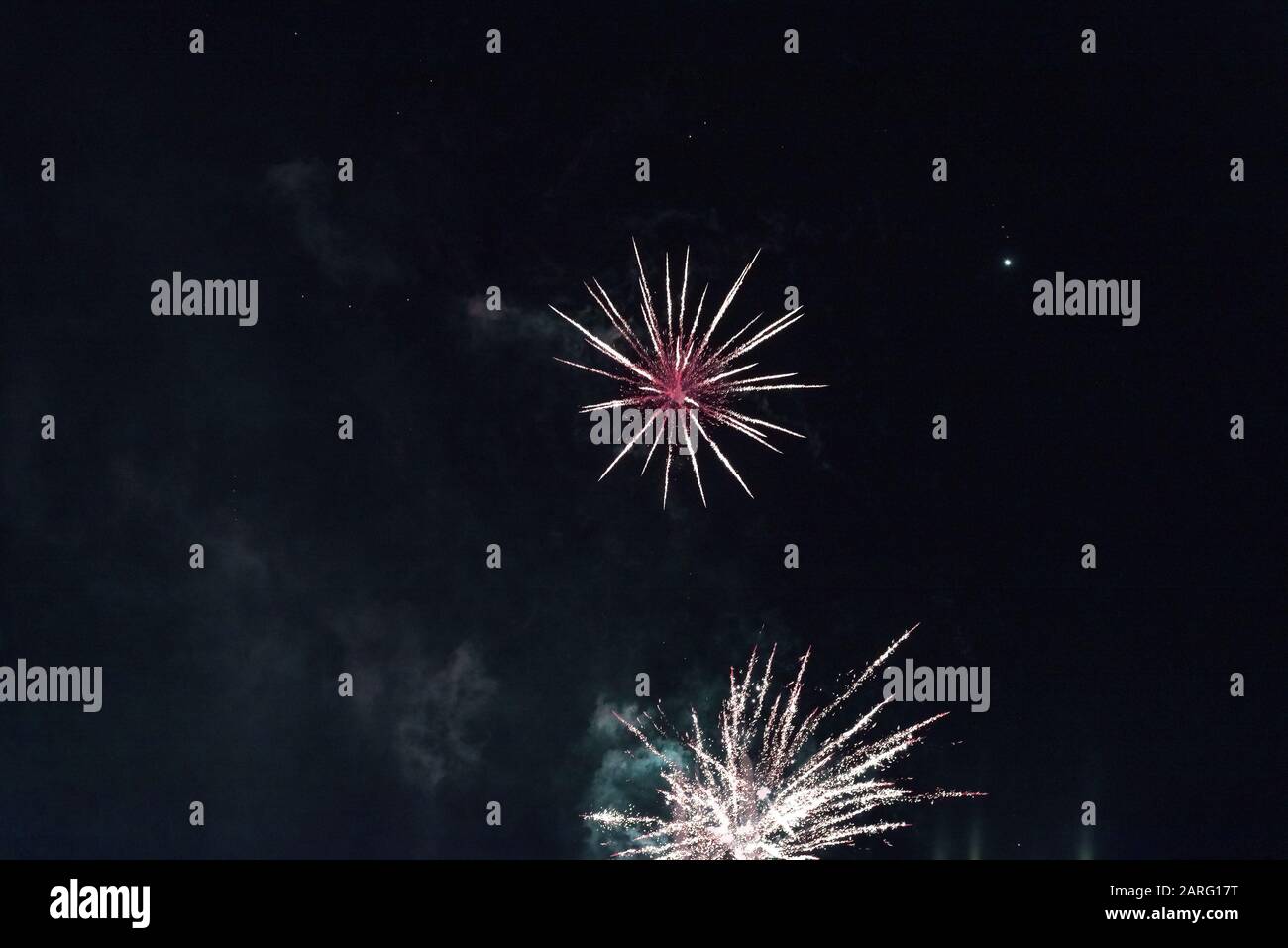 Simple firework hi-res stock photography and images - Alamy