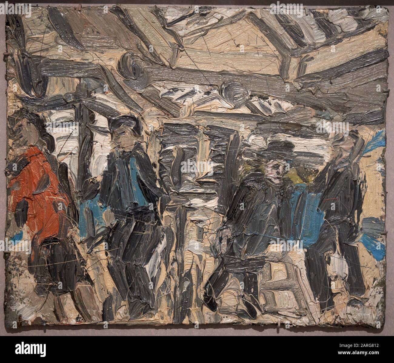 Subway station hall hi-res stock photography and images - Alamy