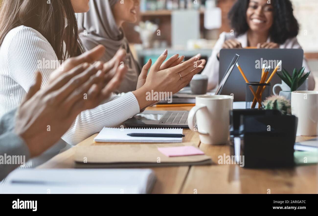 Clapping hands multiethnic hi-res stock photography and images - Alamy