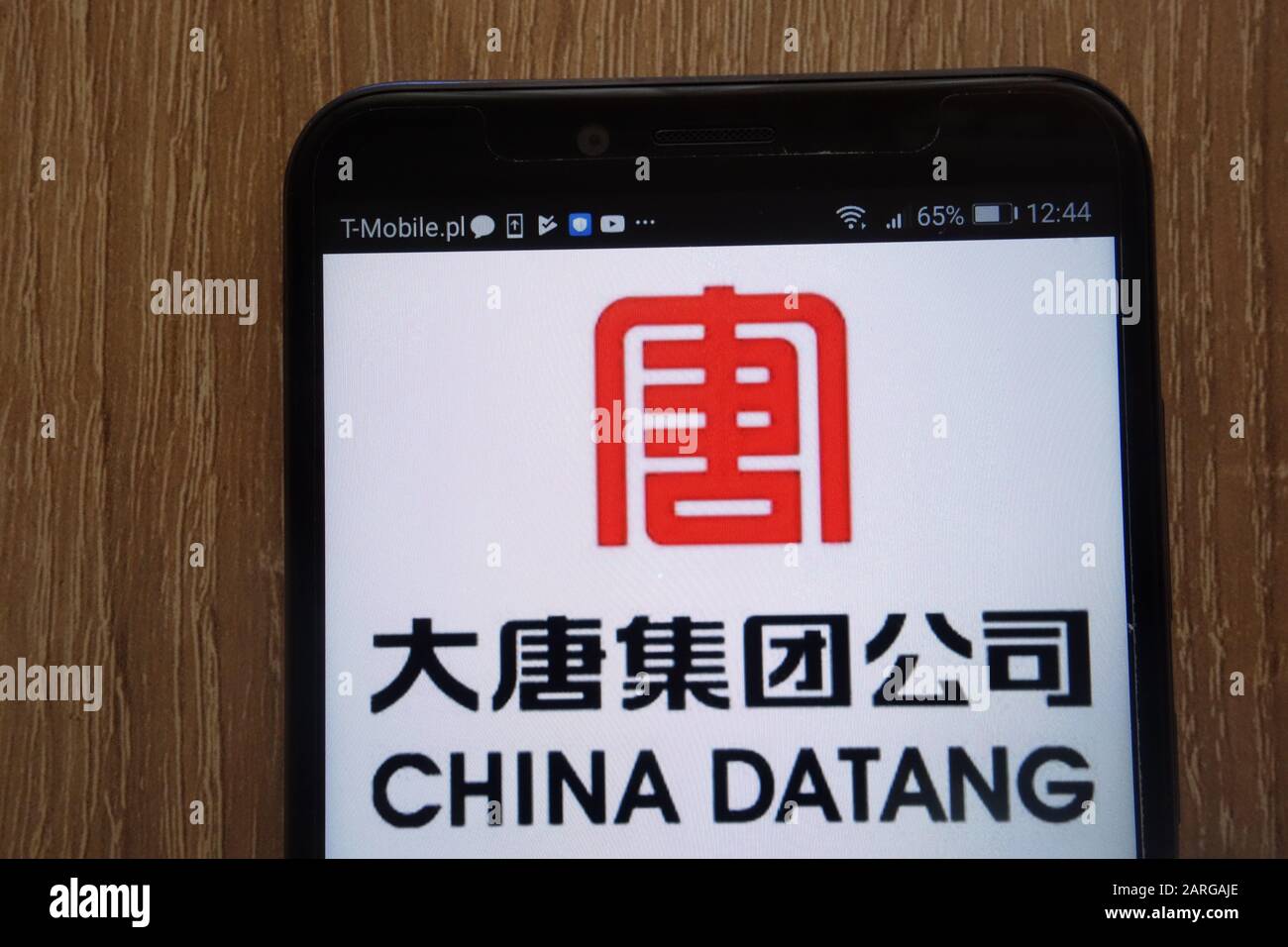 China Datang Corporation logo displayed on a modern smartphone Stock ...