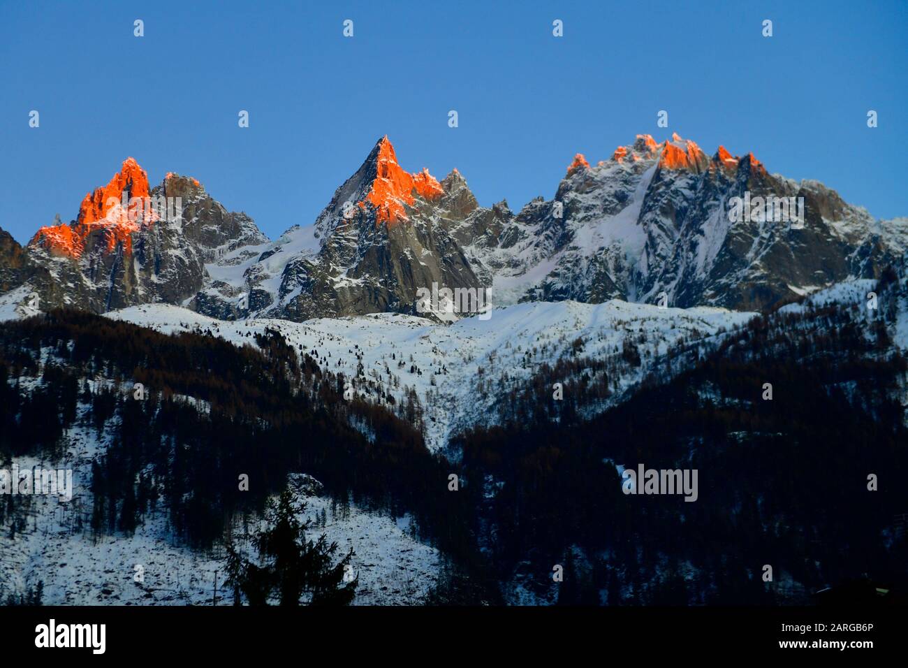 Chamonix sunset hi-res stock photography and images - Alamy