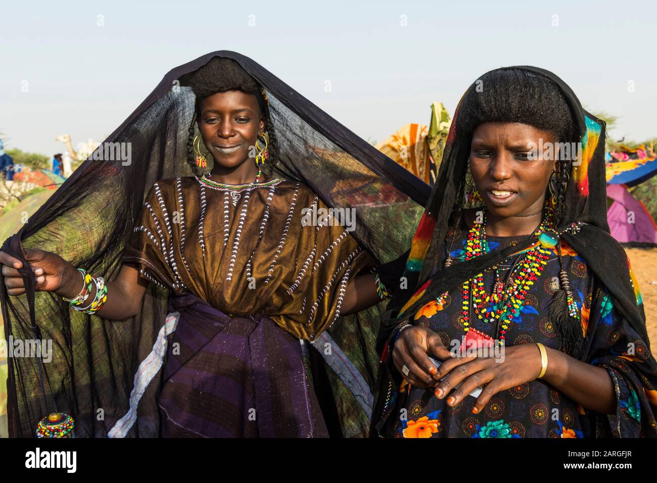 Wodaabe women hi-res stock photography and images - Alamy Wodaabe women hi-res stock photography and images - Alamy