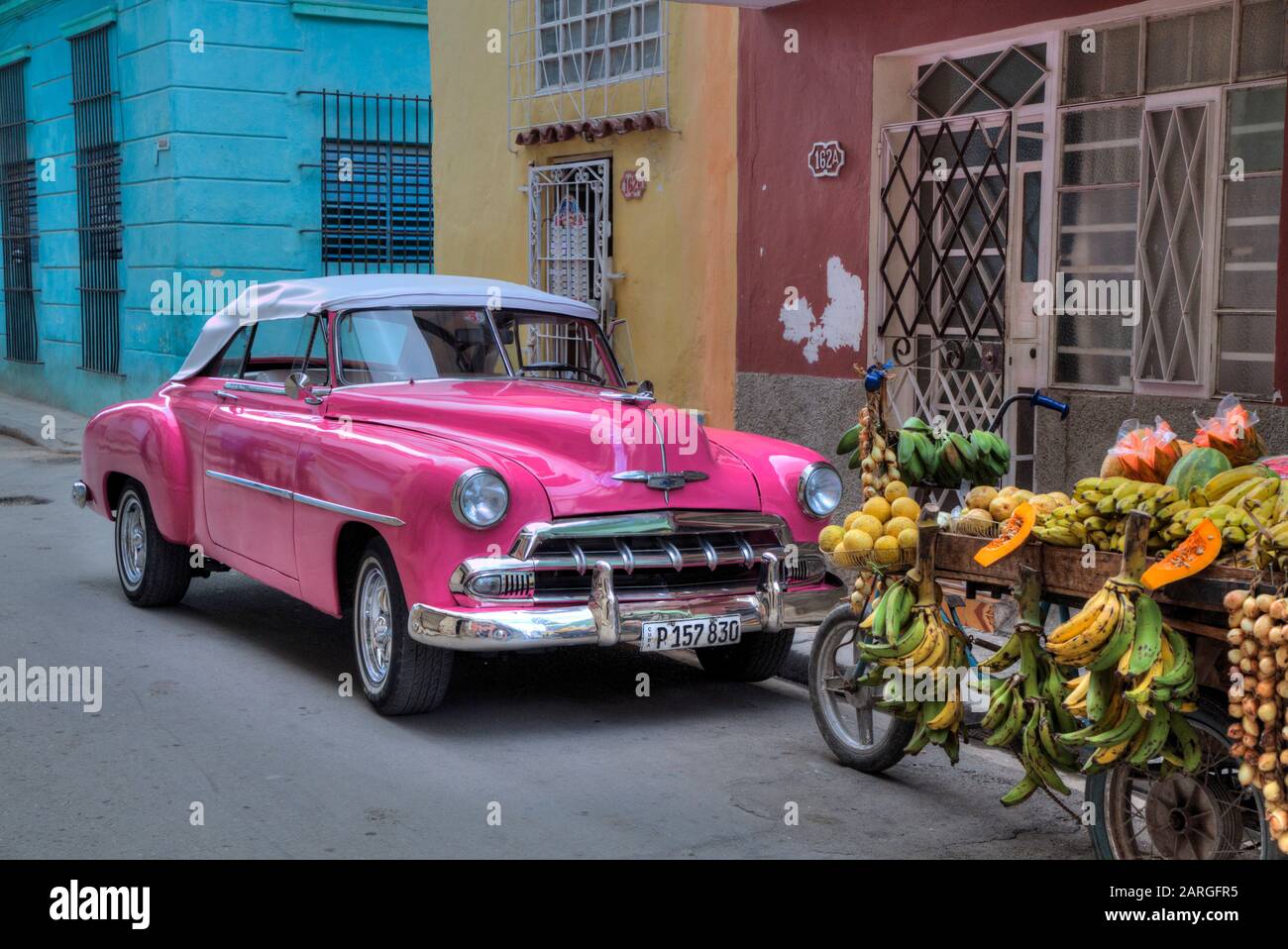 Classic Old Car, Old Town, UNESCO World Heritage Site, Havana, Cuba ...