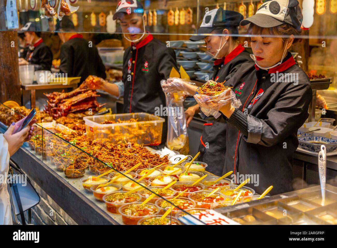 Chengdu, china street food hi-res stock photography and images - Alamy