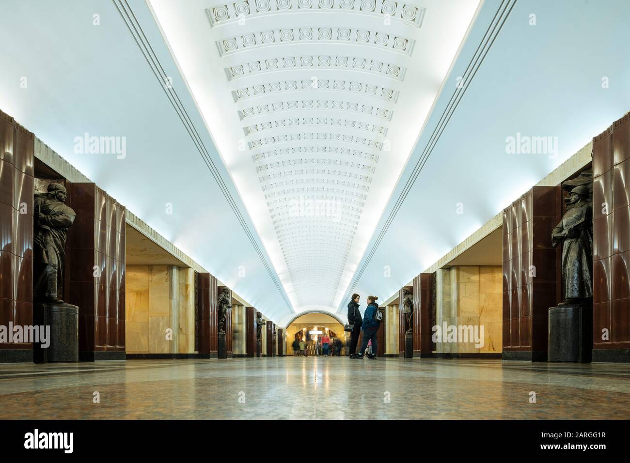 Moscow metro sculpture hi-res stock photography and images - Alamy