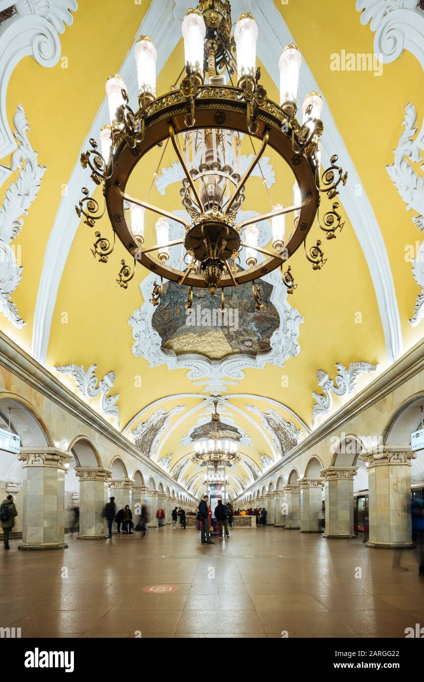 Moscow metro mural hi-res stock photography and images - Alamy