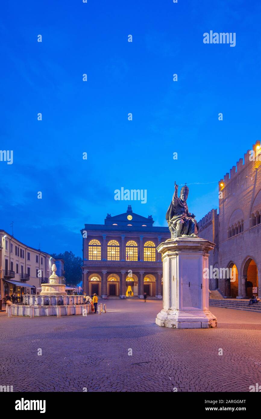 Piazza Cavour, Rimini, Emilia Romagna, Italy, Europe Stock Photo - Alamy