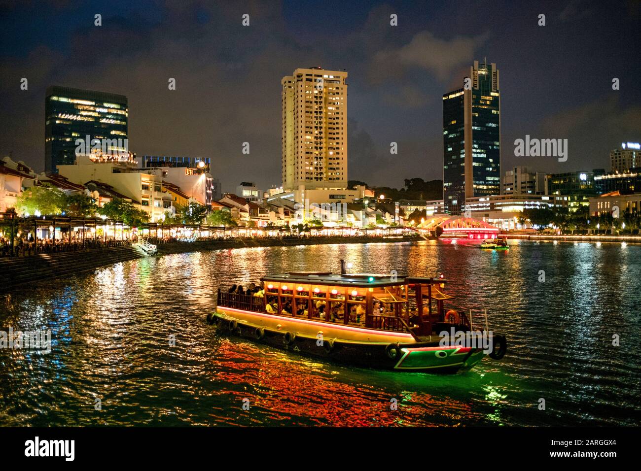 Singapore boat building hi-res stock photography and images - Alamy