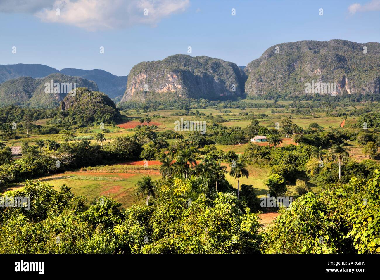 Vinales valley unesco world heritage site hi-res stock photography and ...