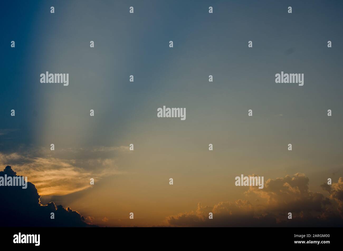 Sunset / sunrise with clouds, light rays and other atmospheric effect ...