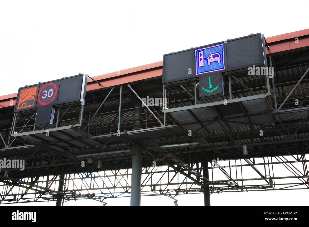 Turnpike gate hi-res stock photography and images - Alamy