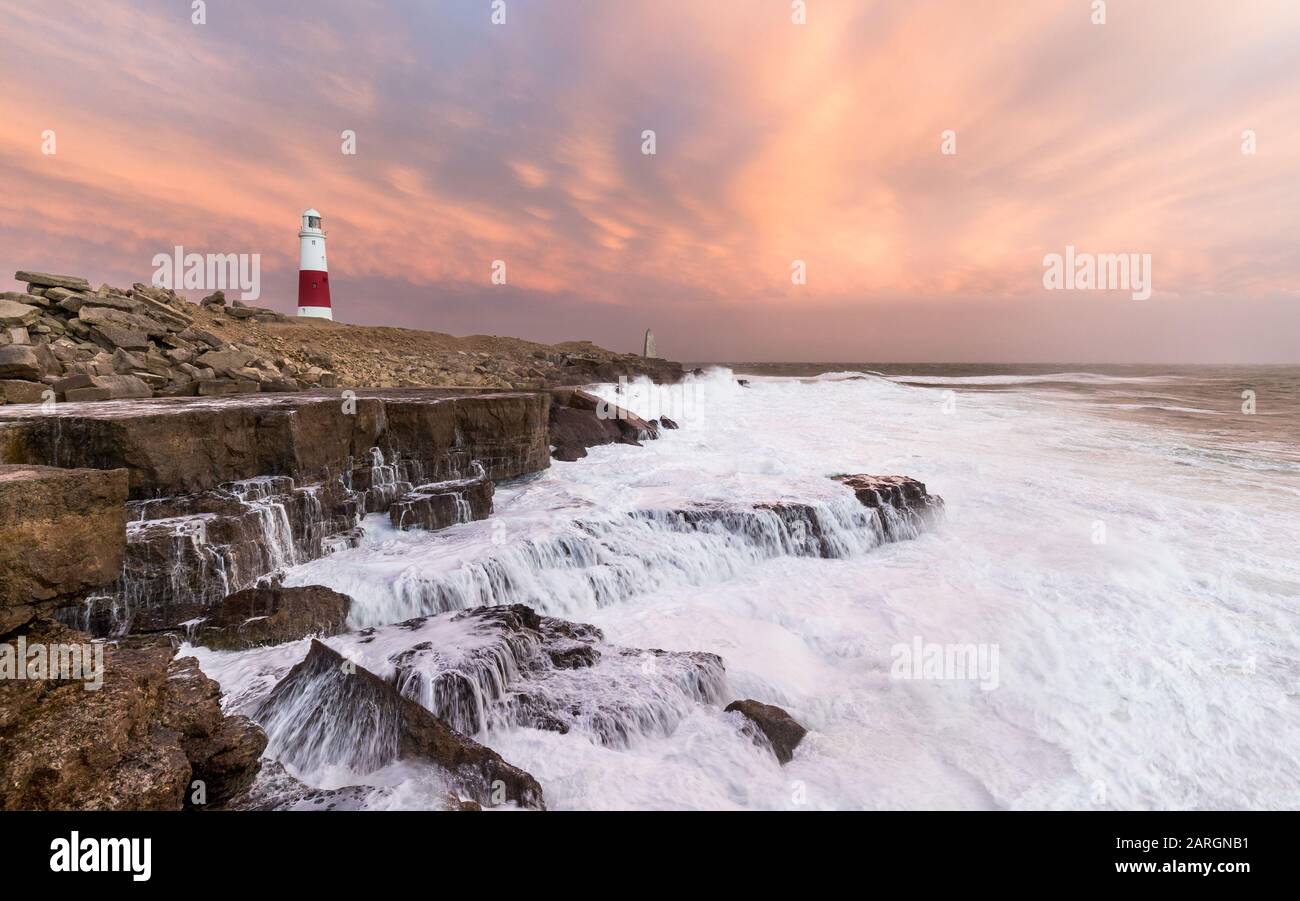 Lighthouse storm waves hi-res stock photography and images - Alamy