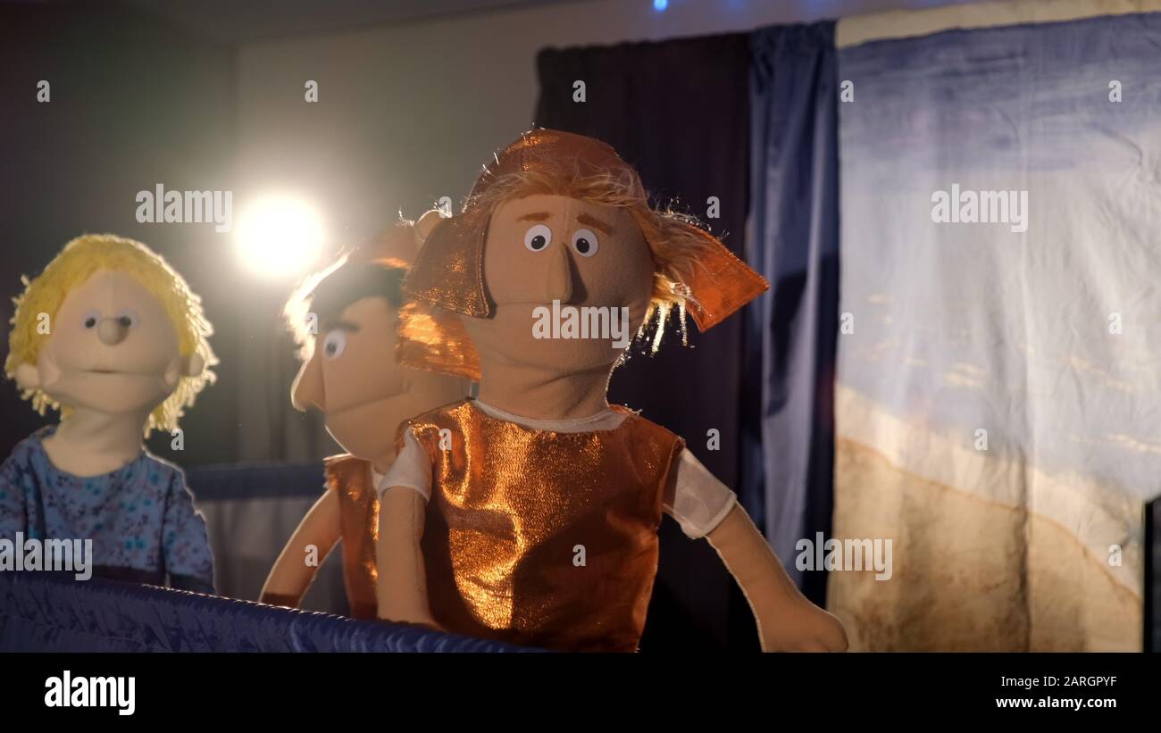 Soldier puppet hi-res stock photography and images - Alamy