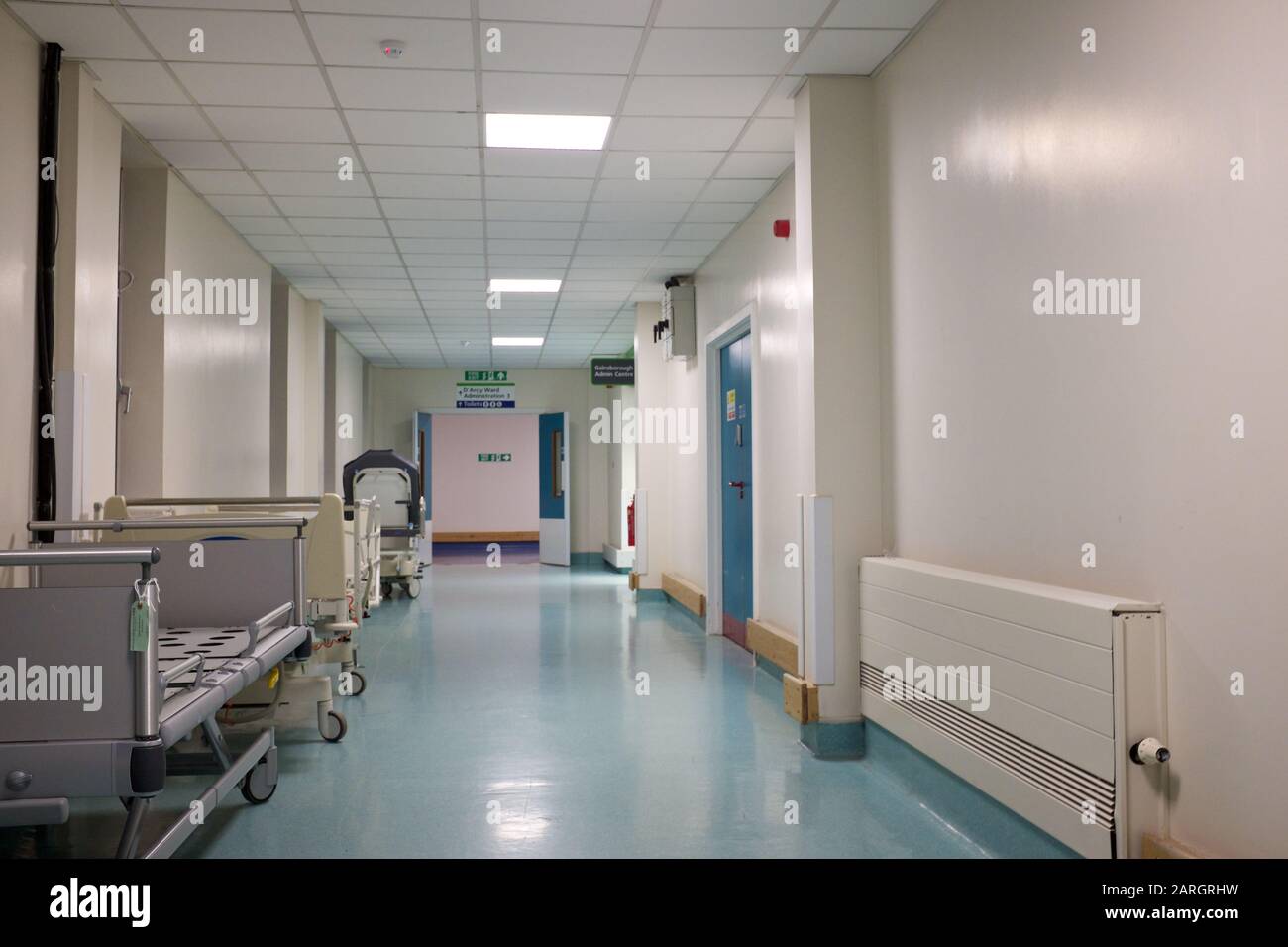 Hospital hallway with beds hi-res stock photography and images - Alamy