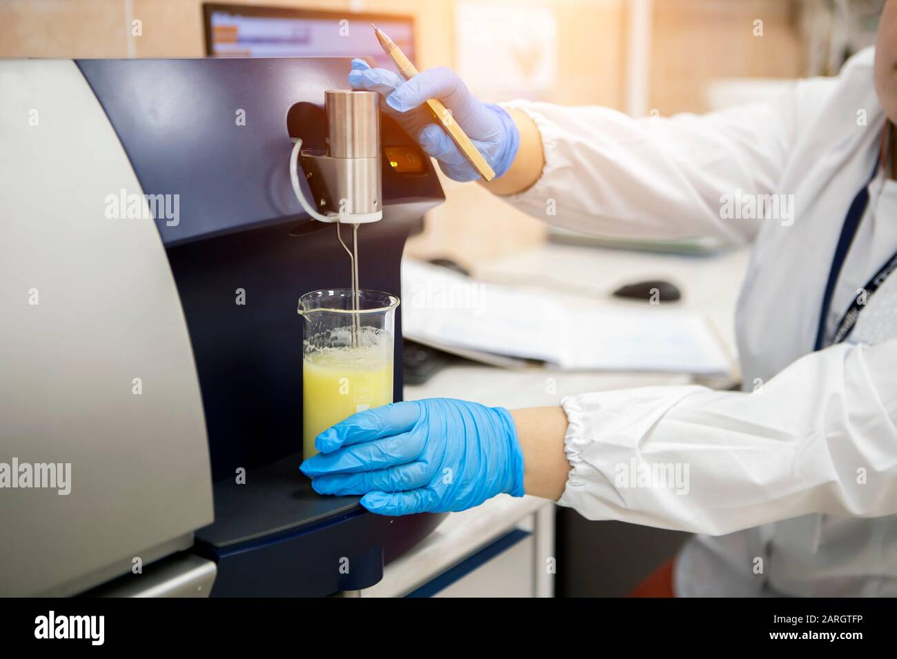 chemical laboratory analysis of the substance Stock Photo - Alamy