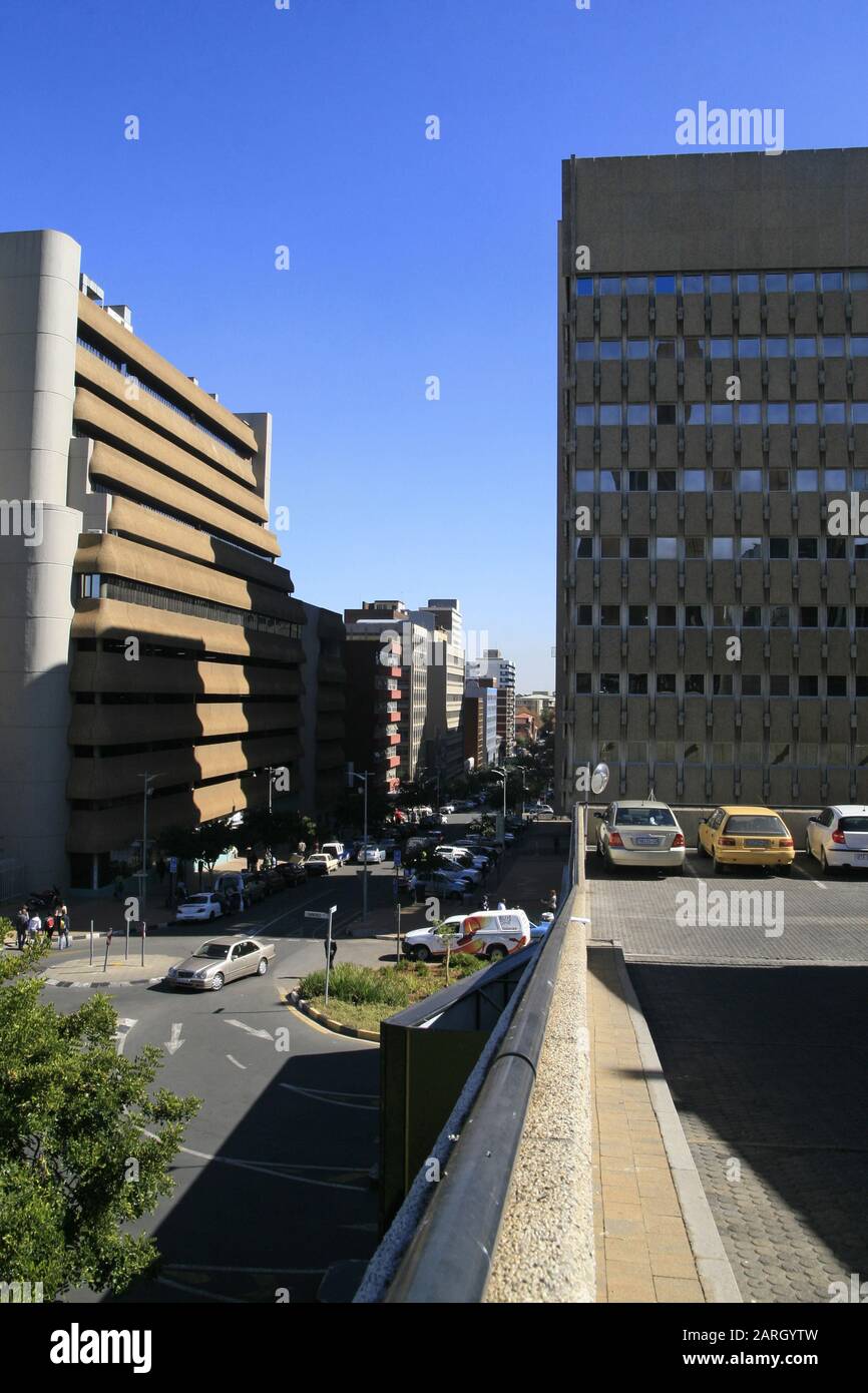 View traffic circle intersection and building, Braamfontein ...