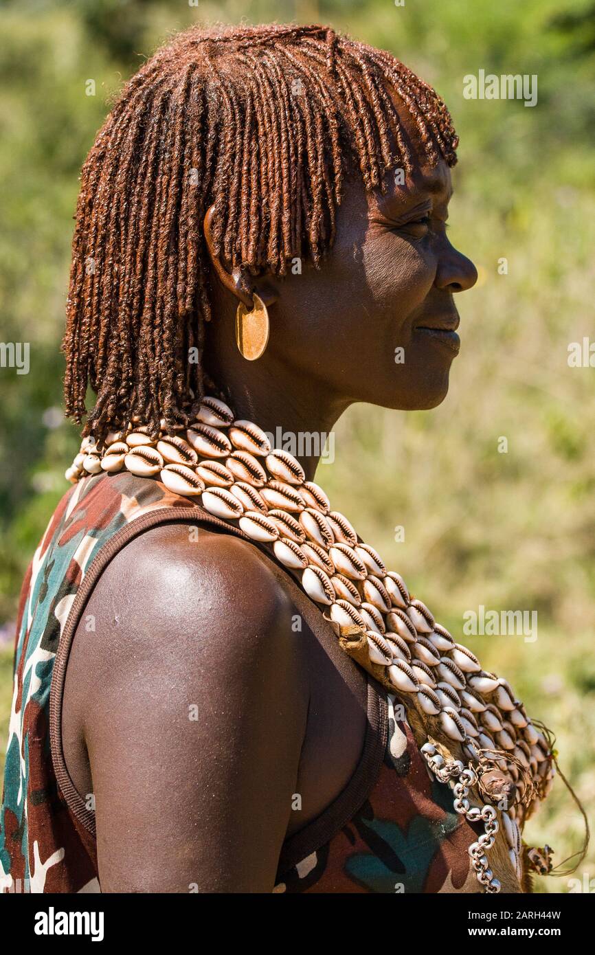 Hamer woman with her braid style, Hamer tribe, Omo Valley, Southern ...