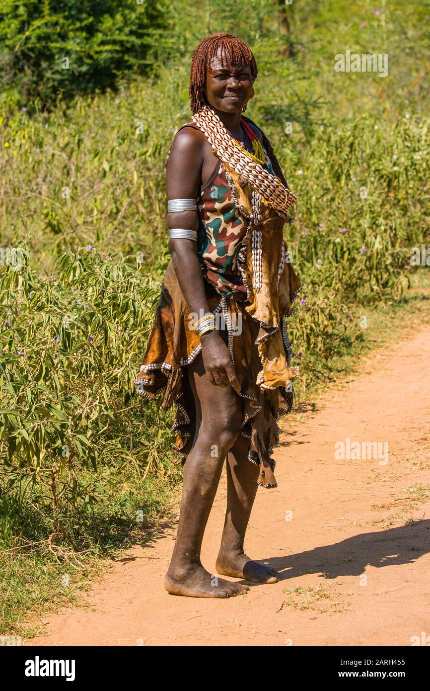 Hamer woman with her braid style, Hamer tribe, Omo Valley, Southern ...