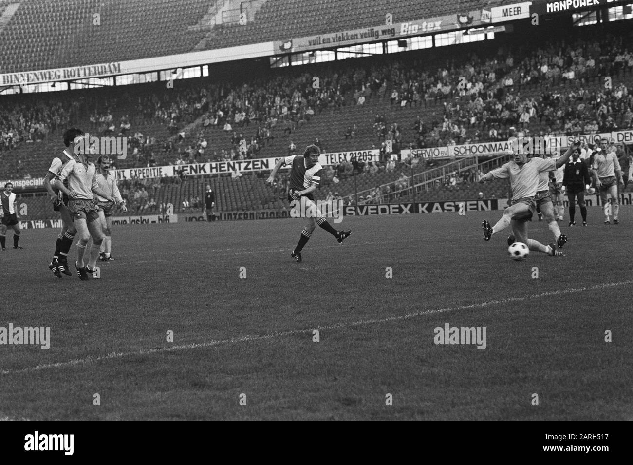 Wim jansen scores first goal hi-res stock photography and images - Alamy