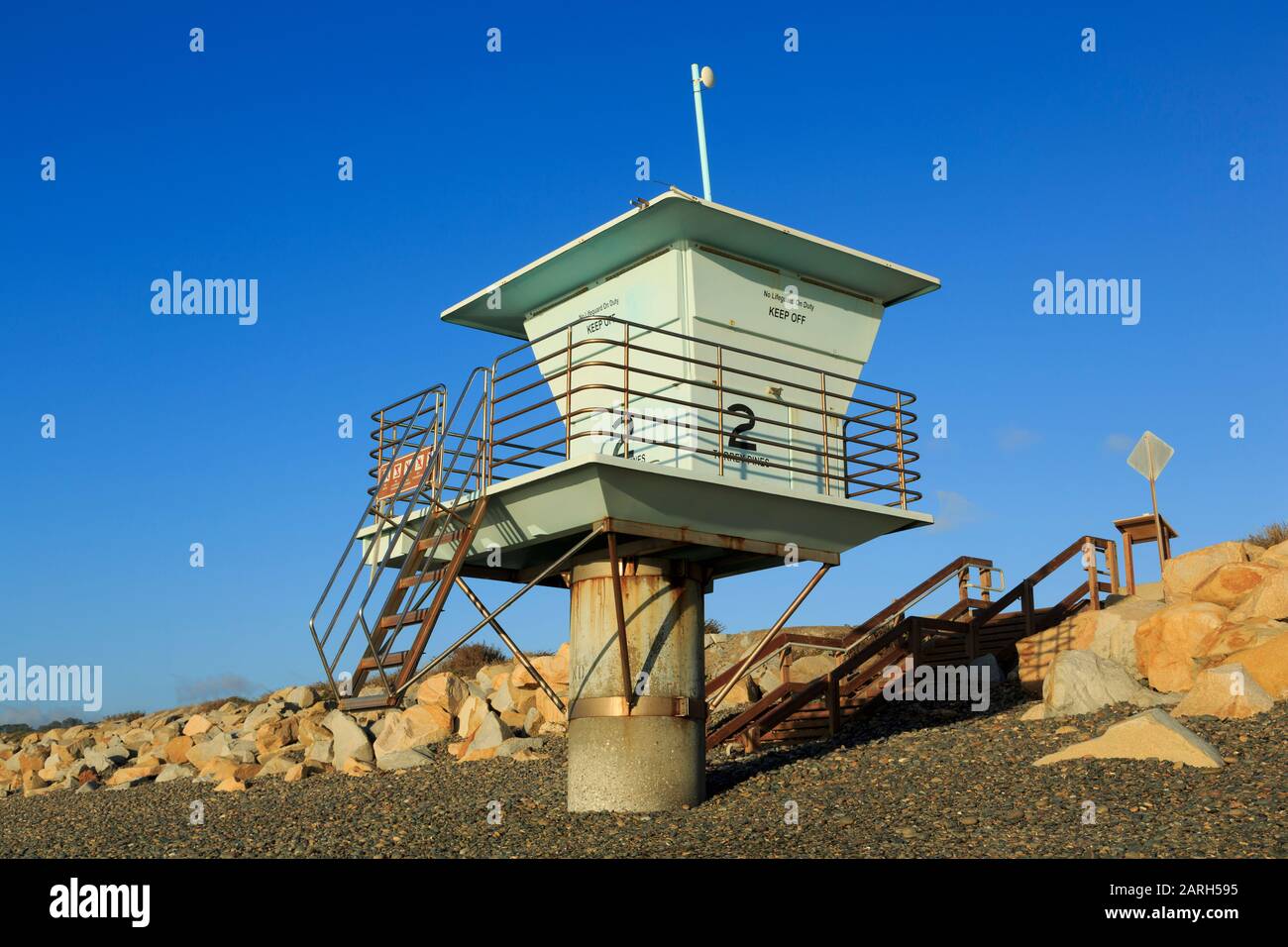 Lifeguard Tower, Torrey Pines State Beach, Del Mar, San Diego County ...