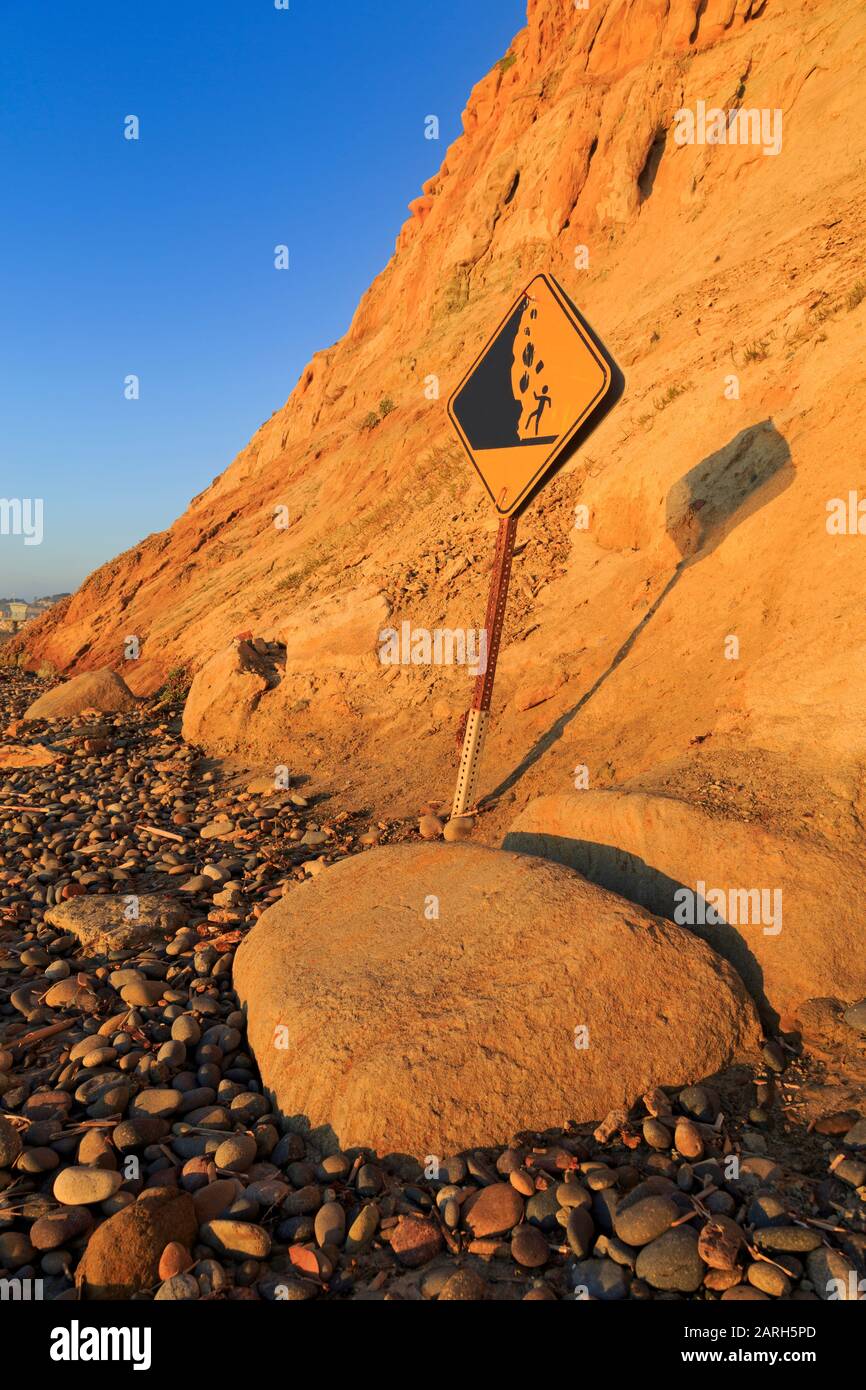 California landslide hi-res stock photography and images - Alamy