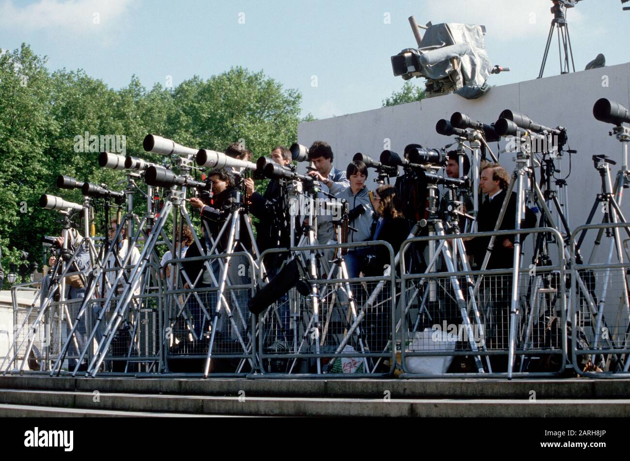 Trooping of the Colour 1986. The cameras and lenses of the World's ...