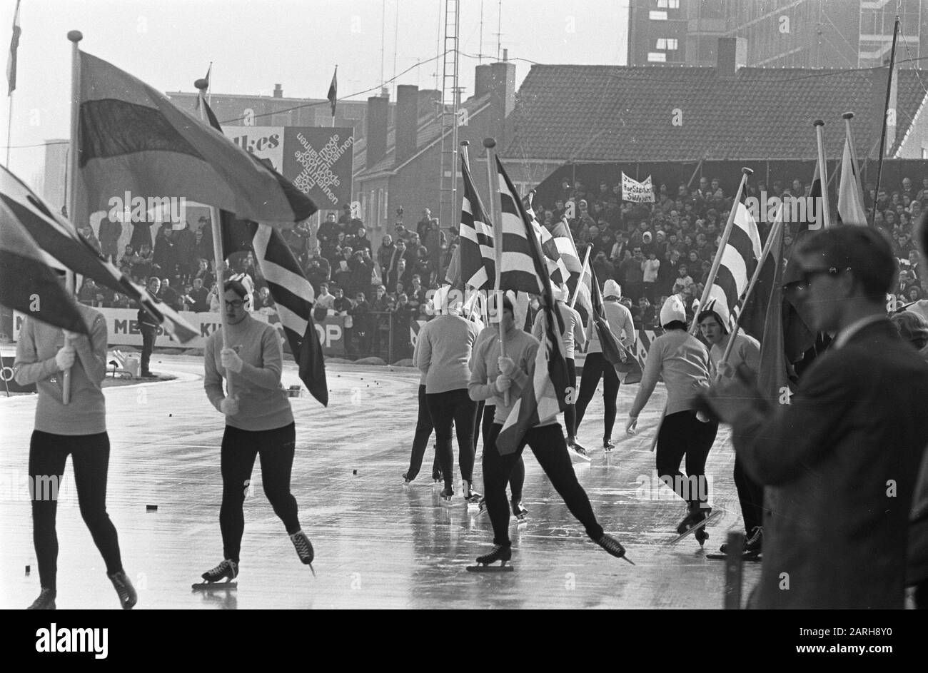 18 february 1967 Black and White Stock Photos & Images - Alamy