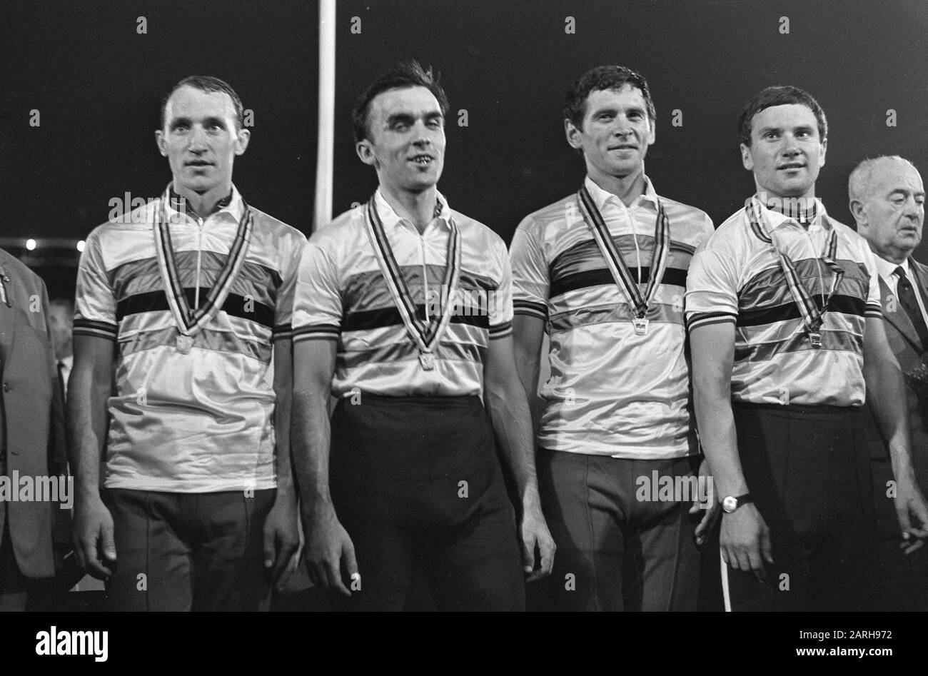 Cycling teams Black and White Stock Photos & Images - Alamy