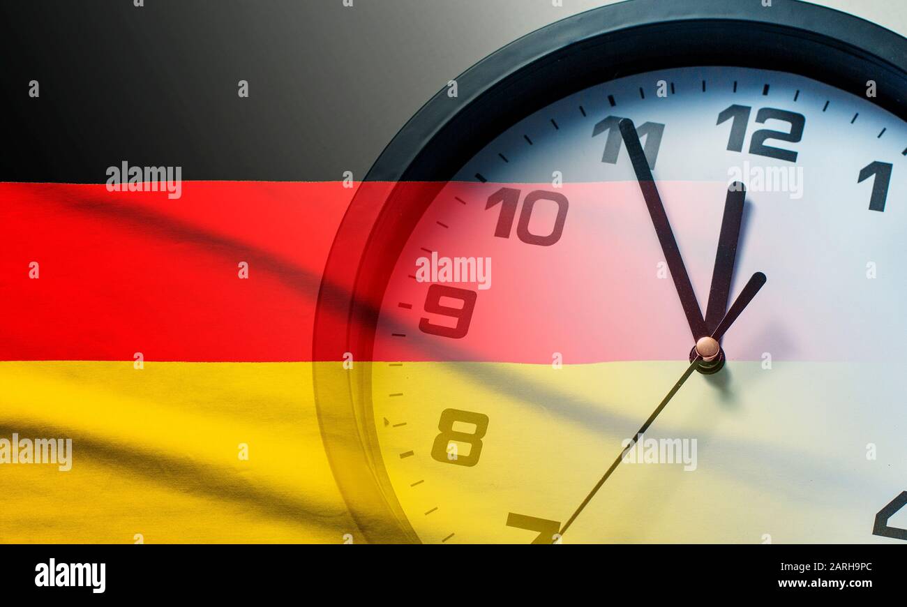Clock ticking countdown new year hi-res stock photography and images ...