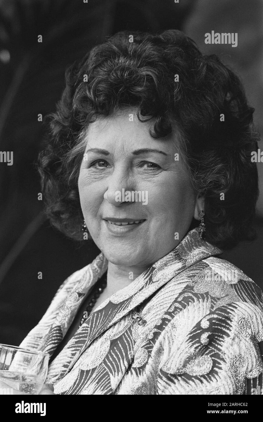 Mary servaes hi-res stock photography and images - Alamy