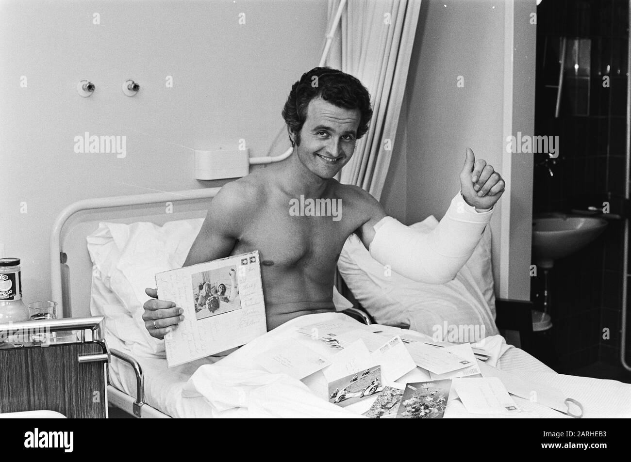 Motorcycle driver Wil Hartog in the hospital with a broken arm ...