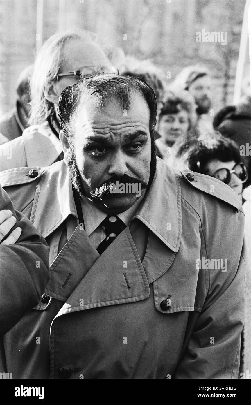 Commemoration at Gypsy monument on Museumplein Gypsy King Koko Petalo ...