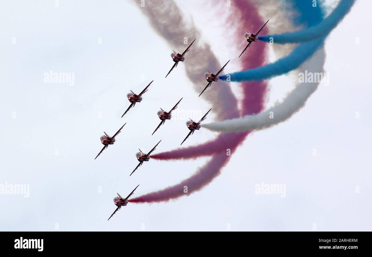 RAF Red Arrows in Formation Stock Photo - Alamy