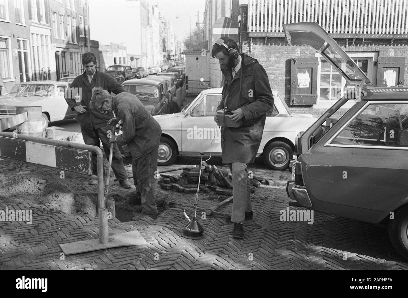 15 October 1971 High Resolution Stock Photography and Images - Alamy