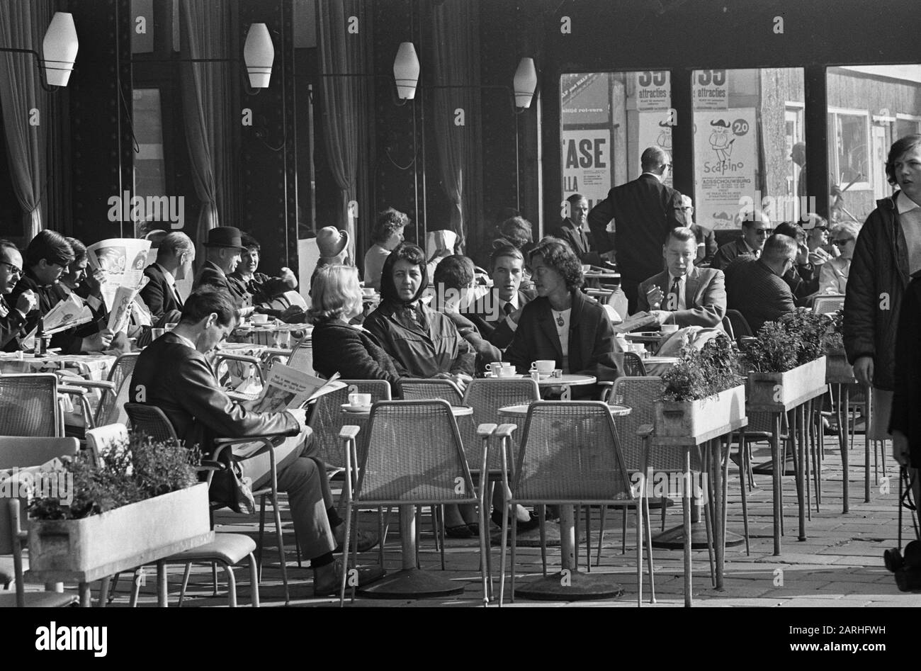 Summer of 1965 Black and White Stock Photos & Images - Alamy