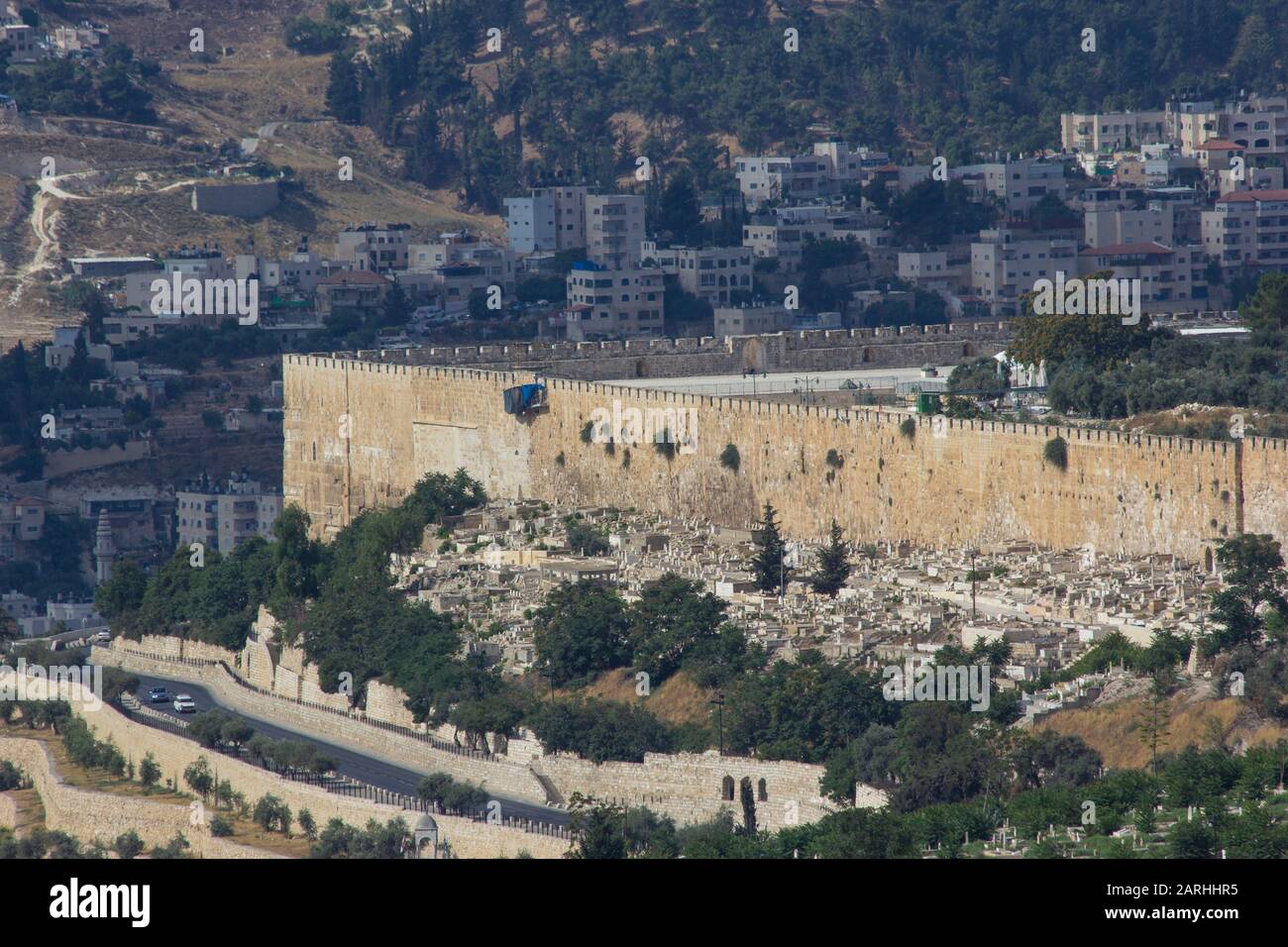 South eastern wall jerusalem hi-res stock photography and images - Alamy