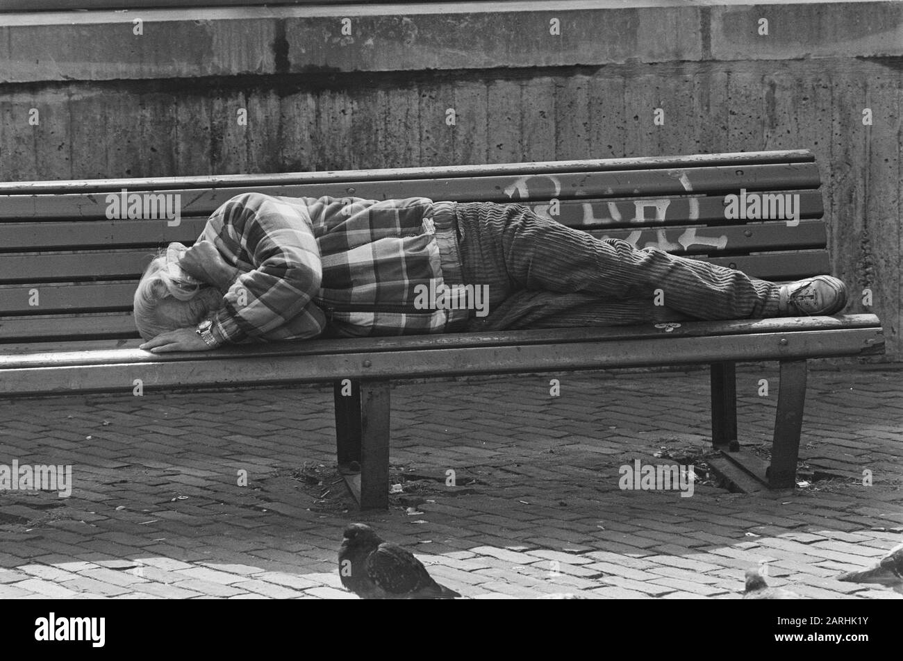 Lifestyle wanderer Black and White Stock Photos & Images - Alamy