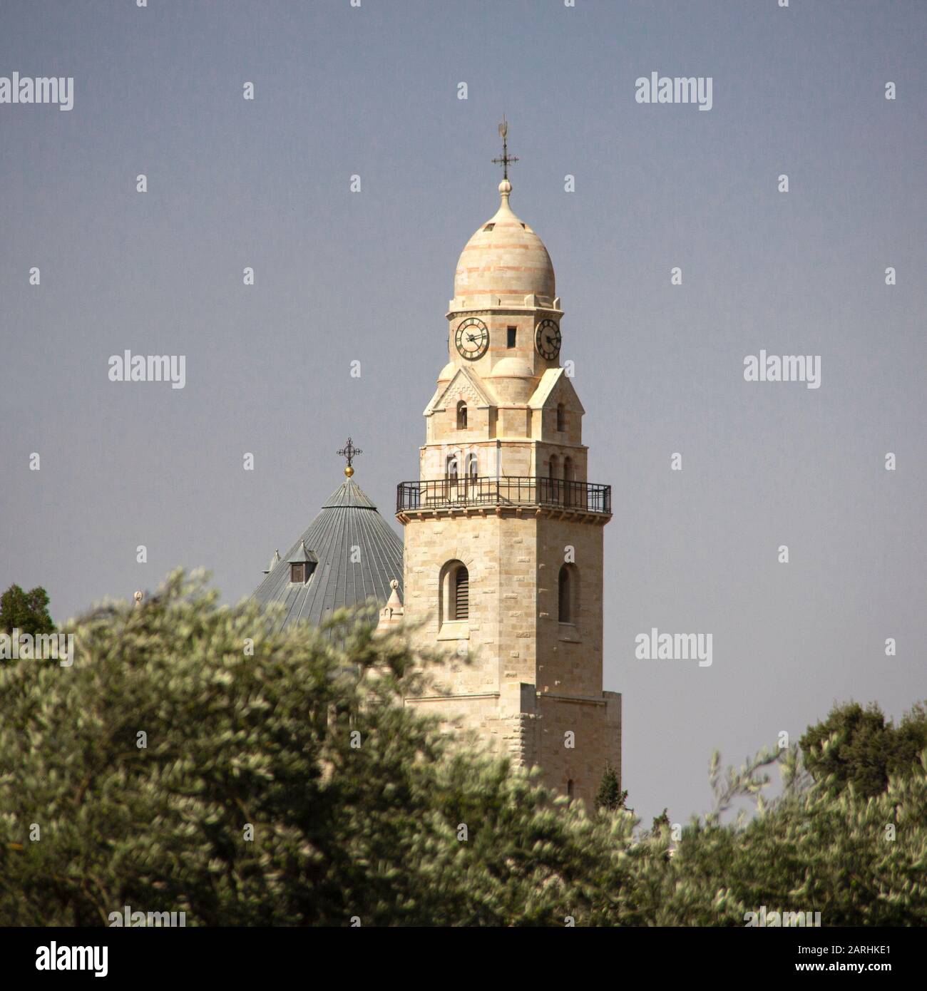 White st james cathedral hi-res stock photography and images - Alamy