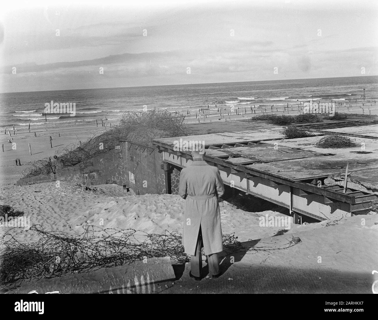 Scheveningen (Atlantikwal) Scheveningen, demolition of bunkers and ...