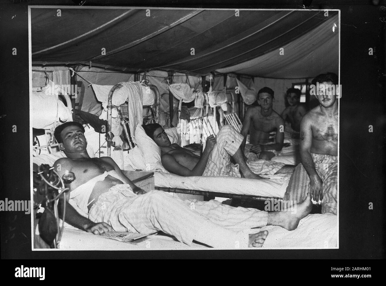 [Wounded and sick soldiers in a hospital ship] Annotation ...