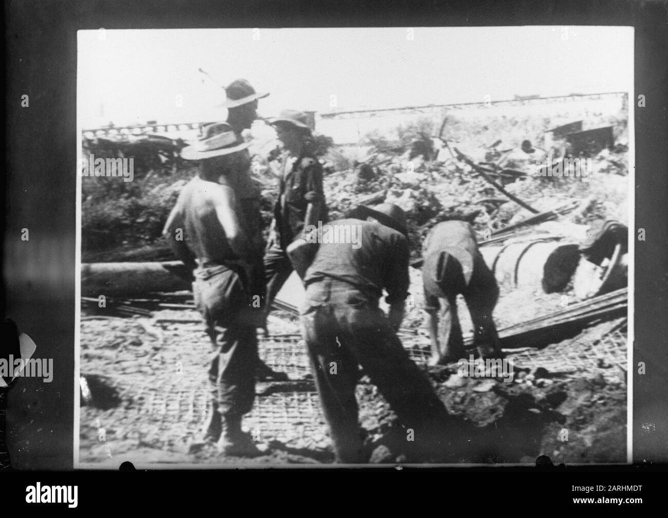 Tarakan (1945) Reconstruction on Tarakan Annotation: Repronegative Date ...