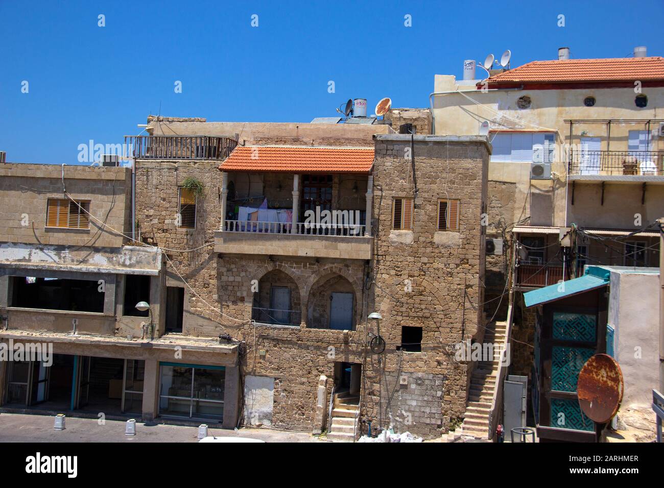 Ancient residences hi-res stock photography and images - Alamy