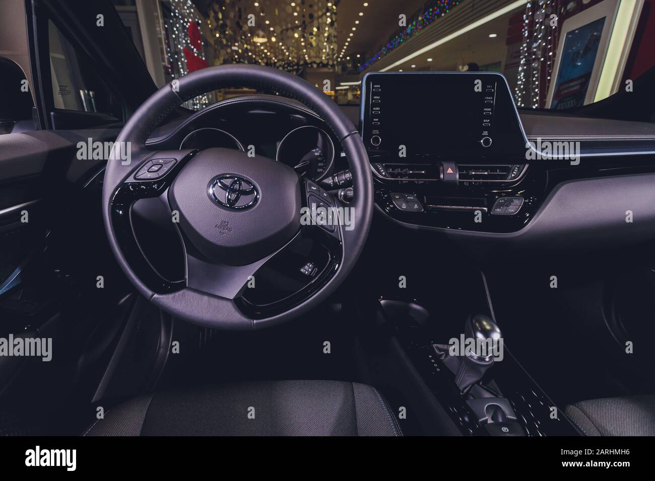 Toyota chr 2020 hi-res stock photography and images - Alamy