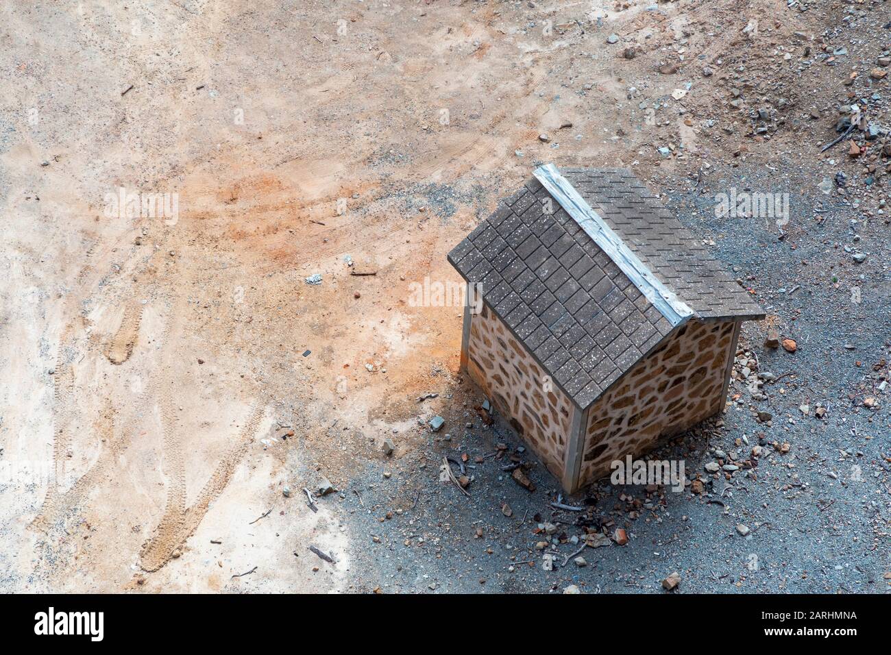 Rocks and bricks hi-res stock photography and images - Alamy